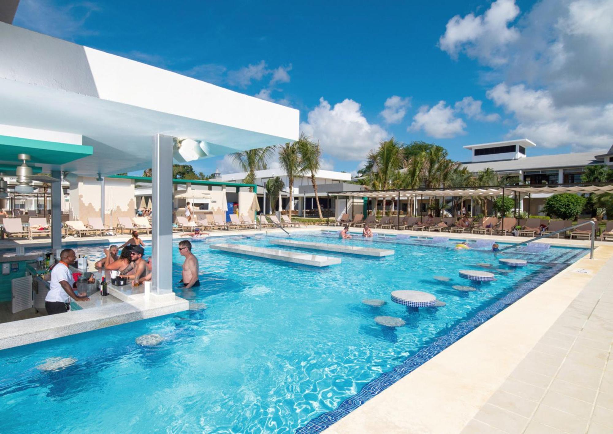 RIU PALACE TROPICAL BAY NEGRIL | ROMANTIC ACCOMMODATION AND LAGOON VIEW